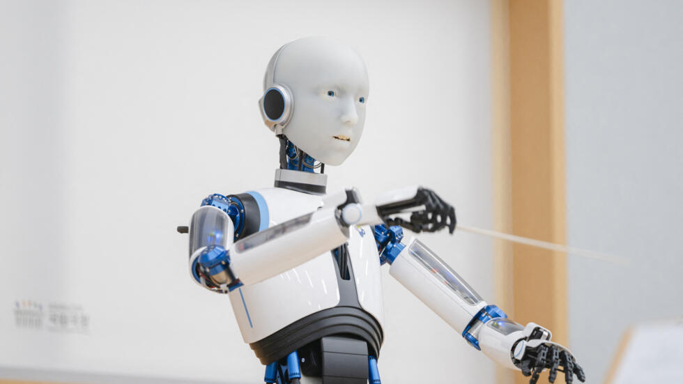 كوريا الجنوبية : هل انتحر روبوت إداري لأنه لم يتحمل إيقاع العمل؟