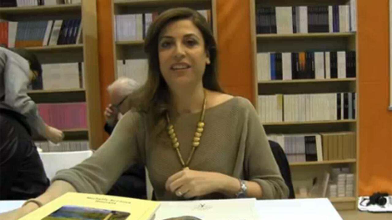 لقاء مع الشاعرة اللبنانية ميشيل عكاوي حوراني - شخصيات... من باريس